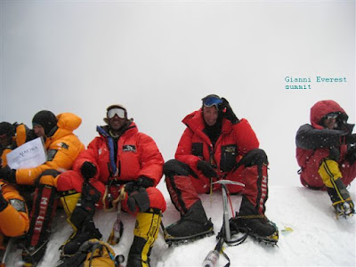 Everest Mendia: GIANNI GOGOAN